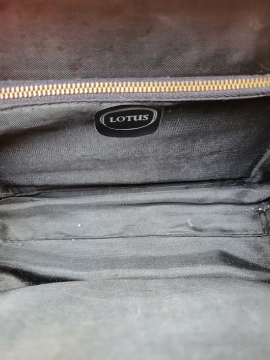 Vintage Textured Lotus Bag - Welcome to DSTC Stylist.